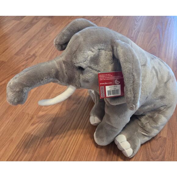FAO Schwarz | Toys | Fao Schwarz Realistic Elephant Plush Toy With Tags ...